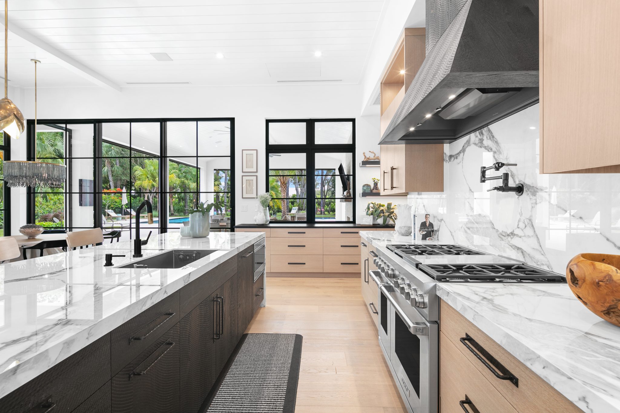 Kitchen Remodels – KELLY CANADA DESIGN + BUILD + INTERIORS